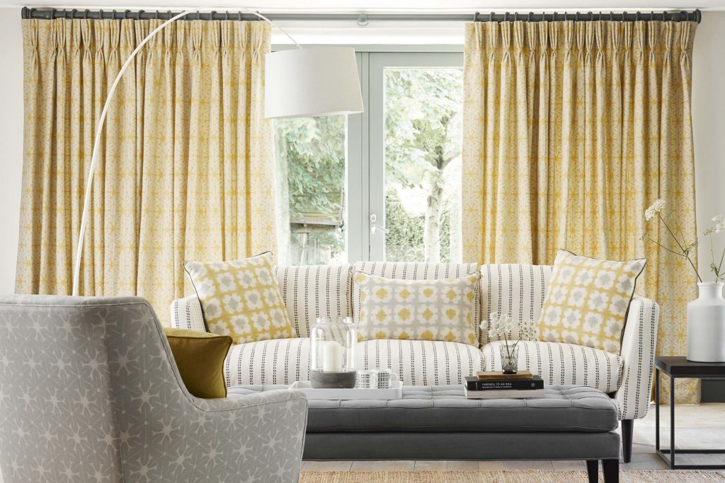 How to hang Made to Measure Curtains - Vanessa's Style Guide Vanessa's ...